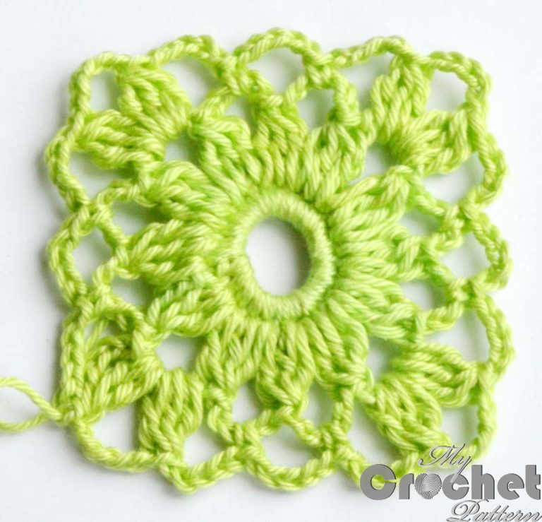 Light green flower motif pattern | Mycrochetpattern